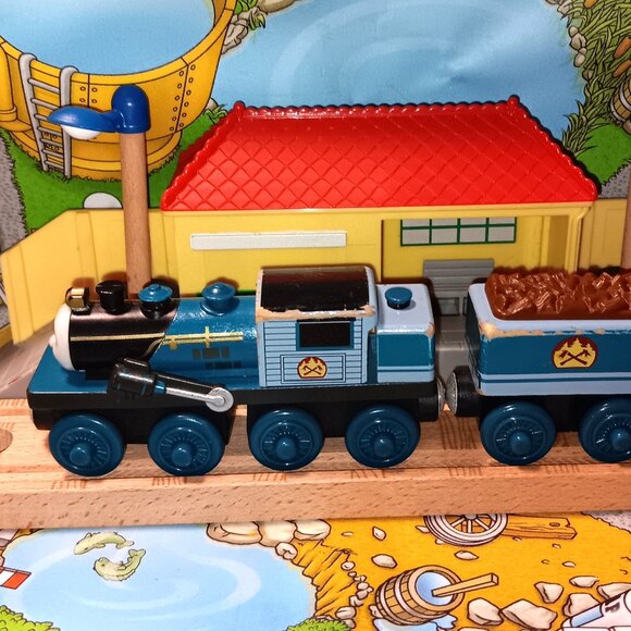 Thomas & Friends | Toys | Thomas Wooden Railway Train Engine Track ...